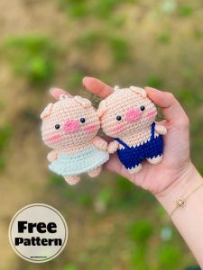 Free Crochet Pig Keychain PDF Pattern