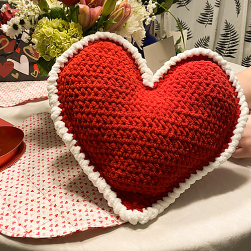 Romantic Note Pocket Heart Crochet Pillow Pattern Free